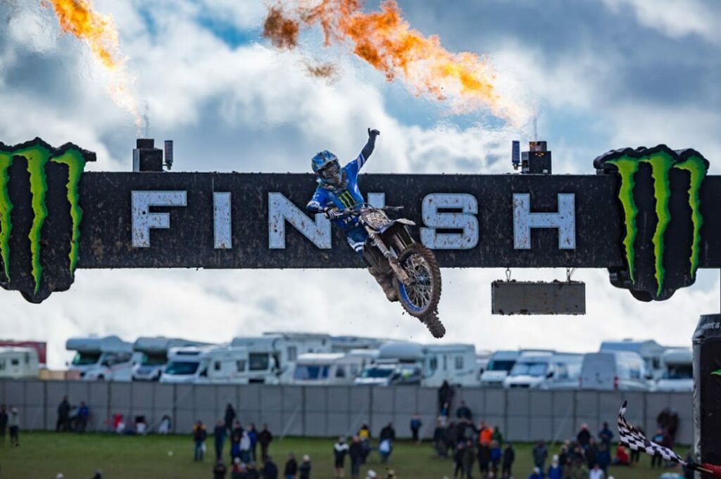 Jago Geerts MX2 championship leader after emphatic British Grand Prix ...