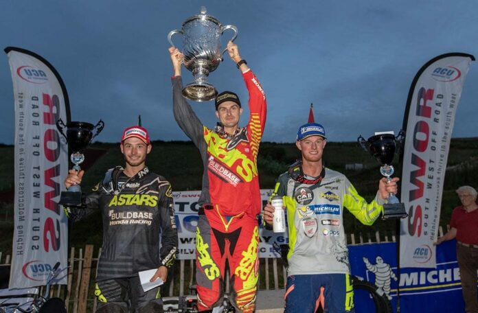 Jake Nicholls wins Patchquick Trophy | Dirtbike Rider