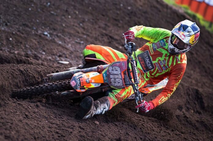 Hitachi KTM teammates share the spoils at Hawkstone | Dirtbike Rider