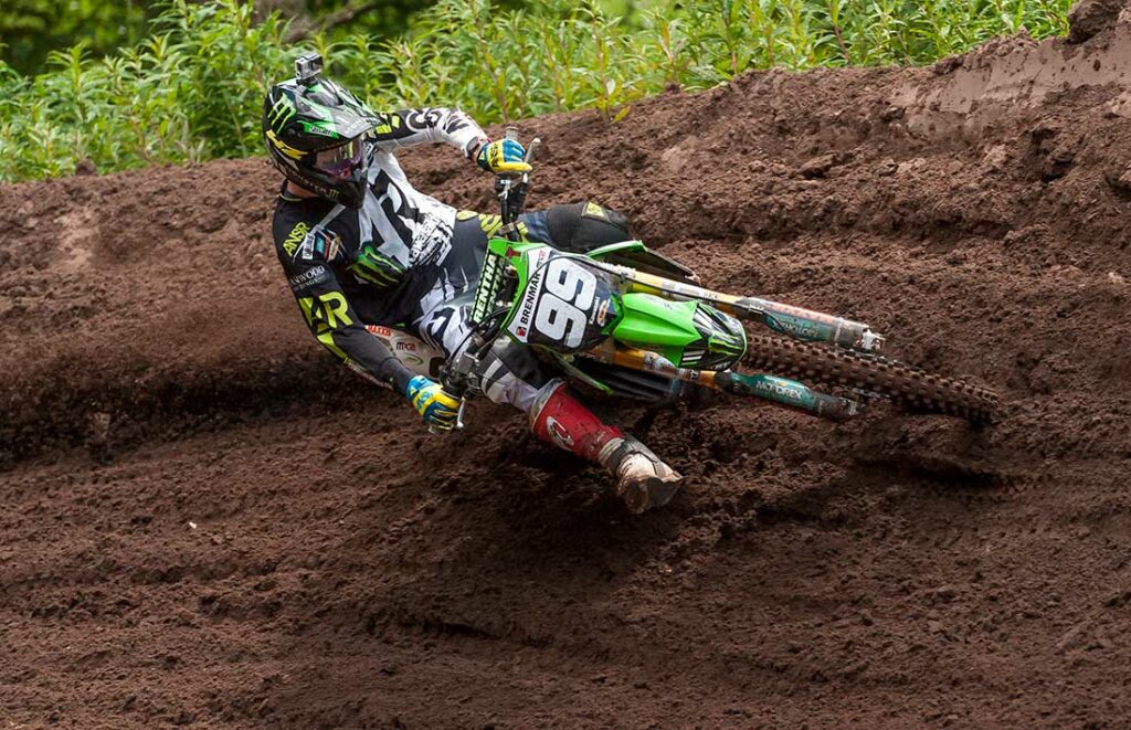 Husqvarna goes double Max for 2016 MXGP | Dirtbike Rider