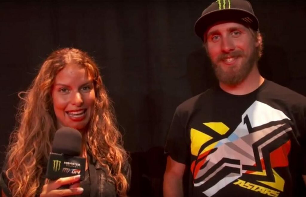 Lisa Leyland chats with Team USA's Justin Barcia - MXoN 2015 | Dirtbike ...