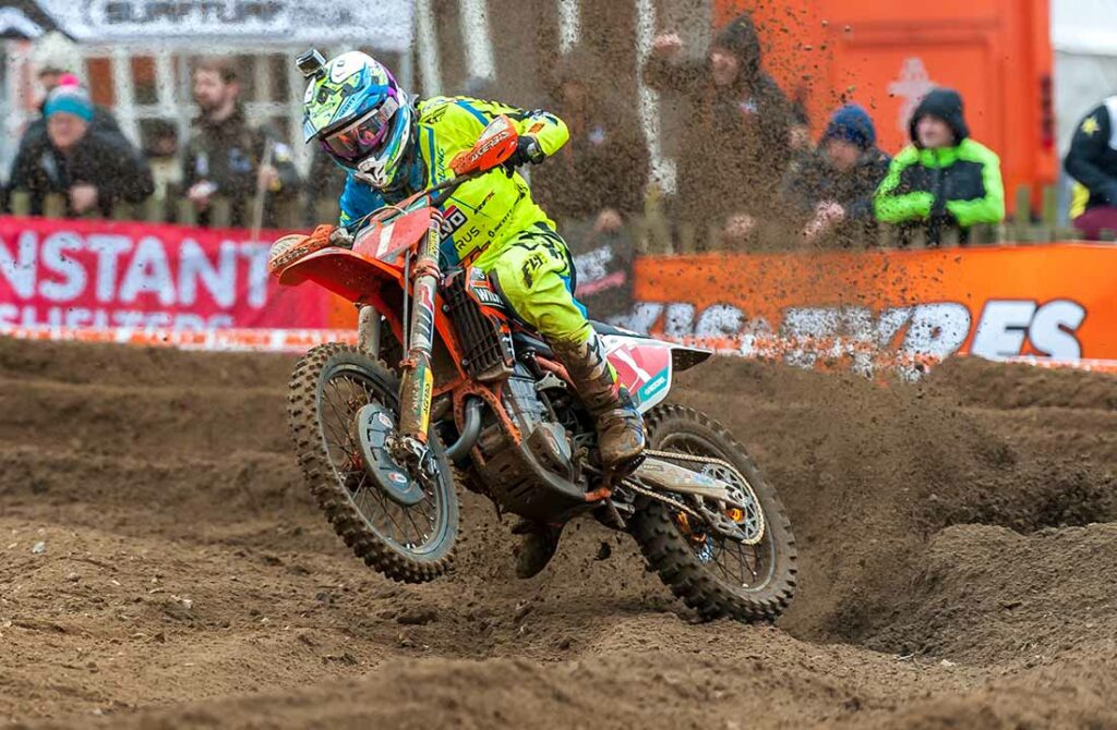 Simpson starts his British title defence 'below par' but solid ride ...