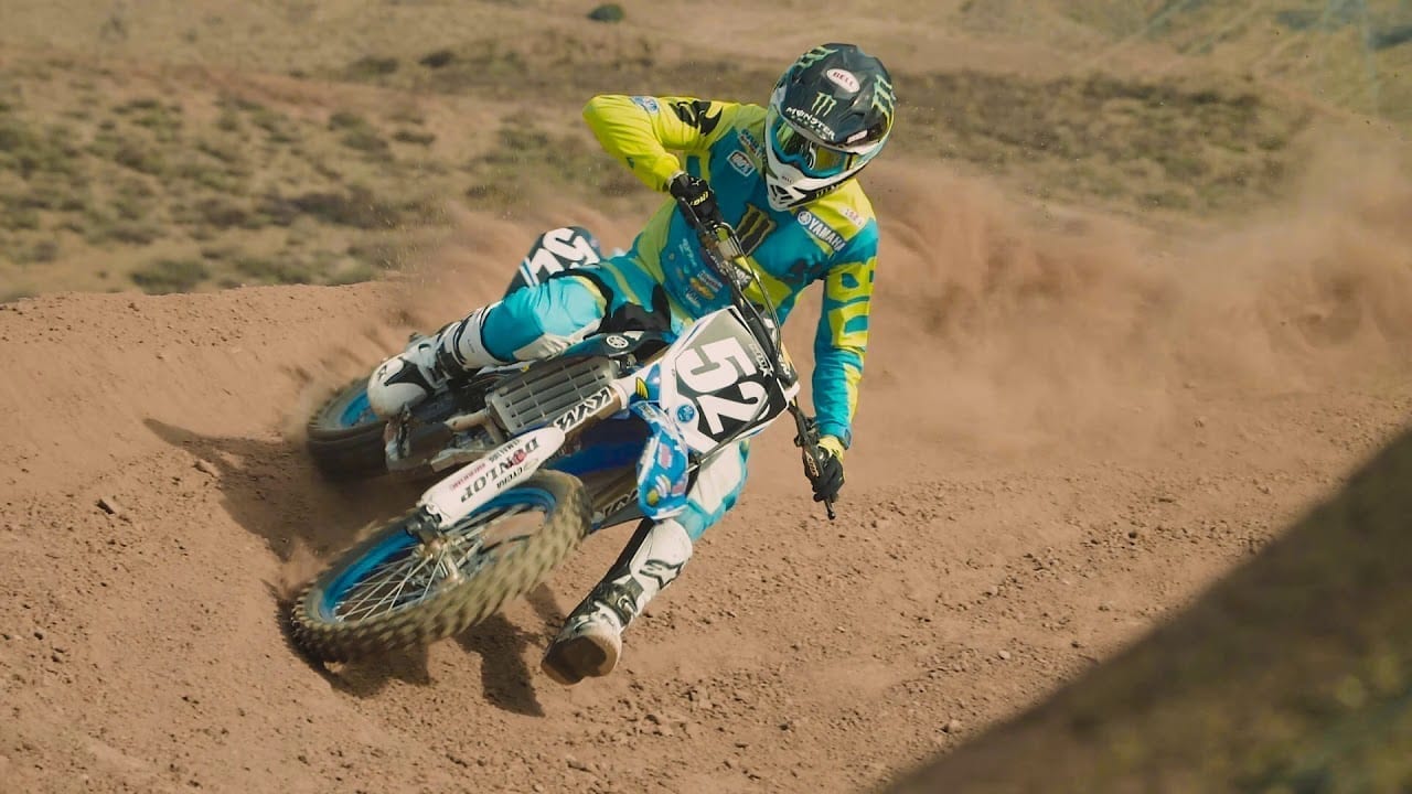 Star Racing Yamaha team photo shoot | Dirtbike Rider