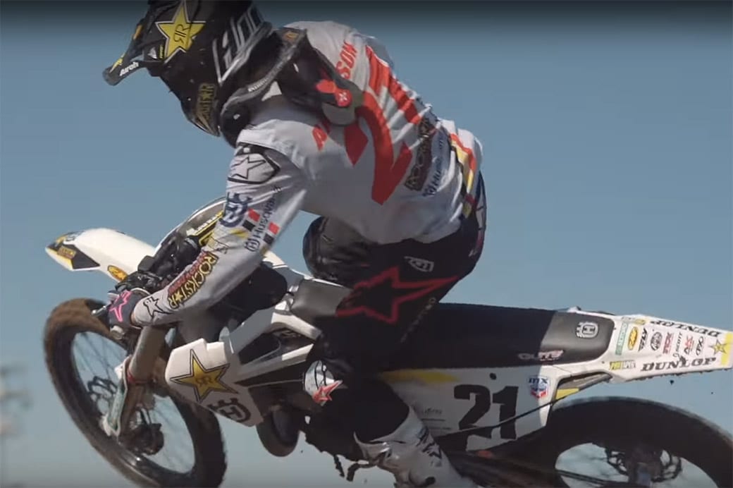 Team Fried is back – Jason Anderson two-stroke supercross | Dirtbike Rider