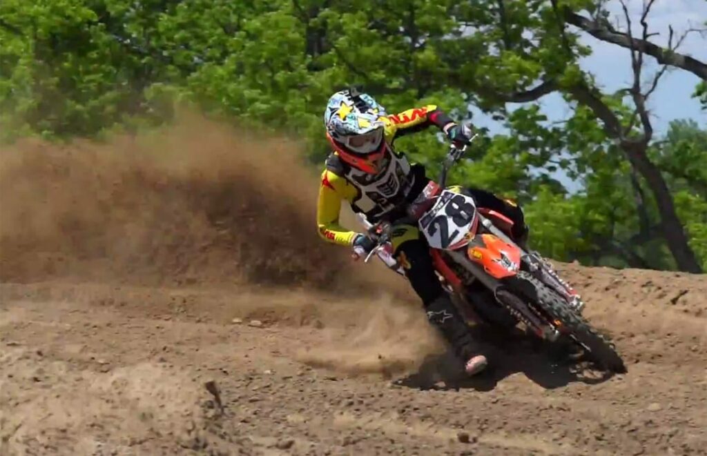 Video: Two-stroke RAW - Supermini at Baja Acres ft Matthew Gross ...