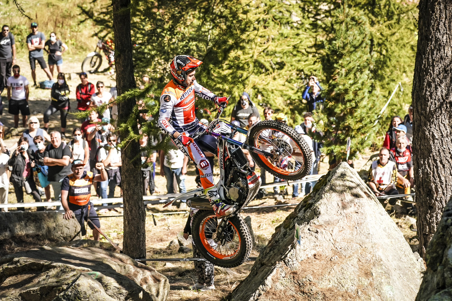 Bou signs new three-year deal with Repsol Honda | Dirtbike Rider