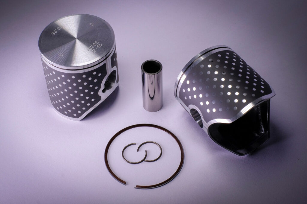 2021 Vertex competition pistons | Dirtbike Rider